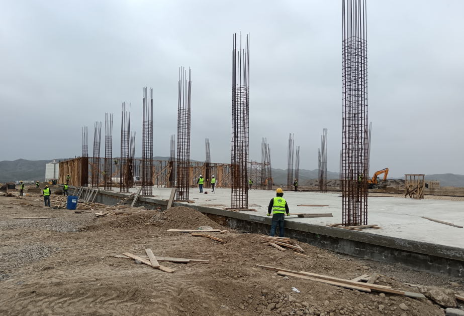 “Araz Vadisi” İqtisadi Zonasında tamet daşlar və səki bordürləri ...